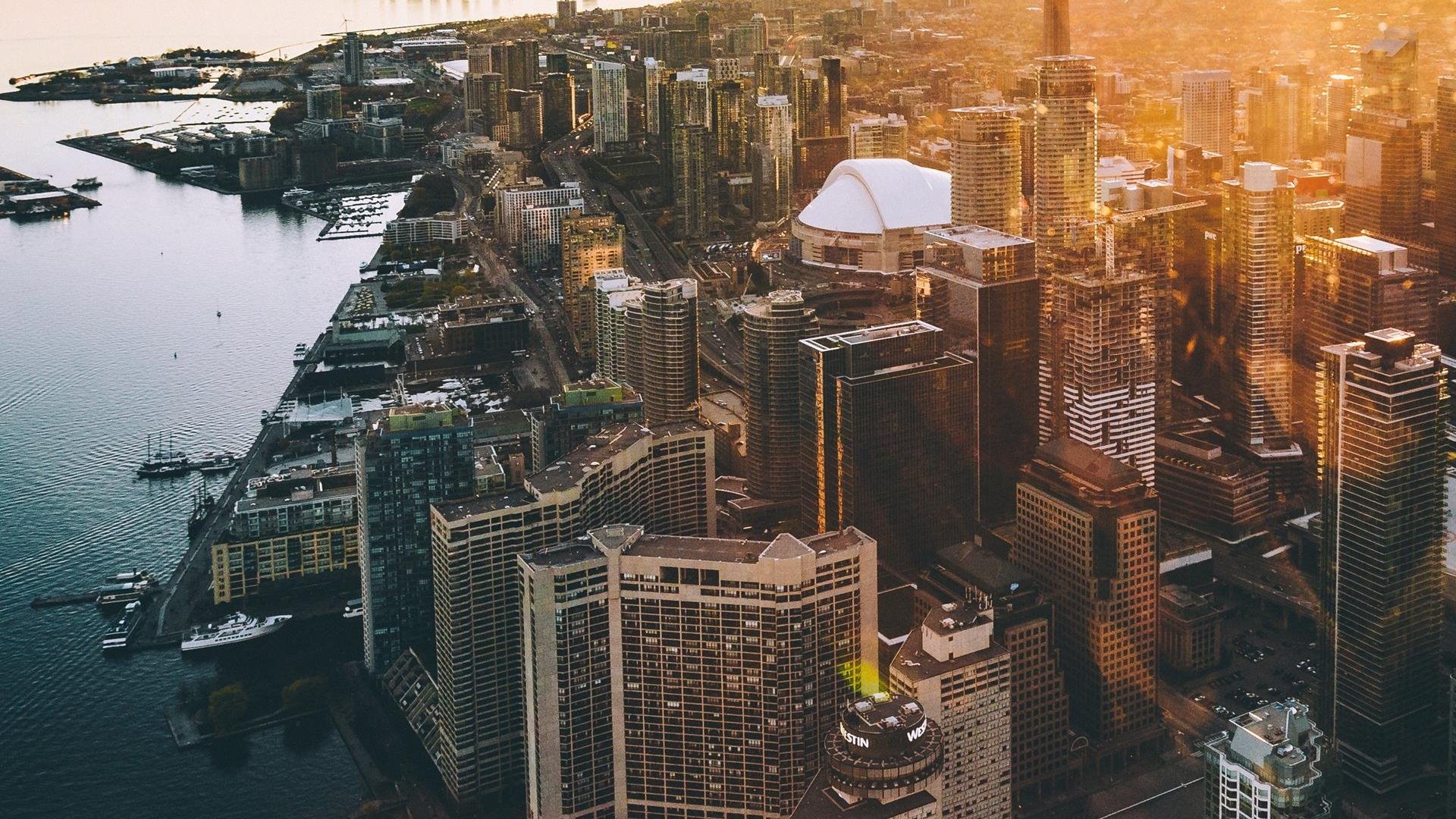 Canada : Clyde & Co