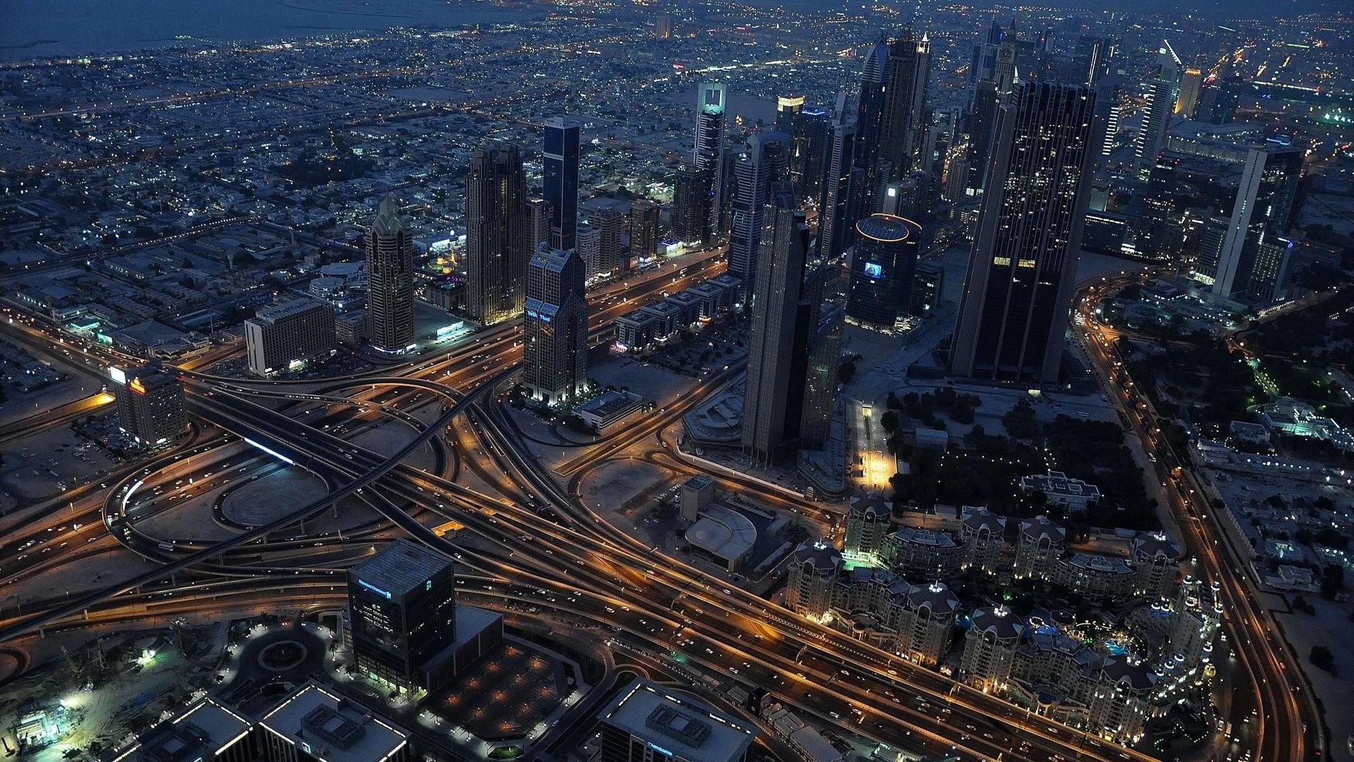 UAE updates cybercrime law : Clyde & Co